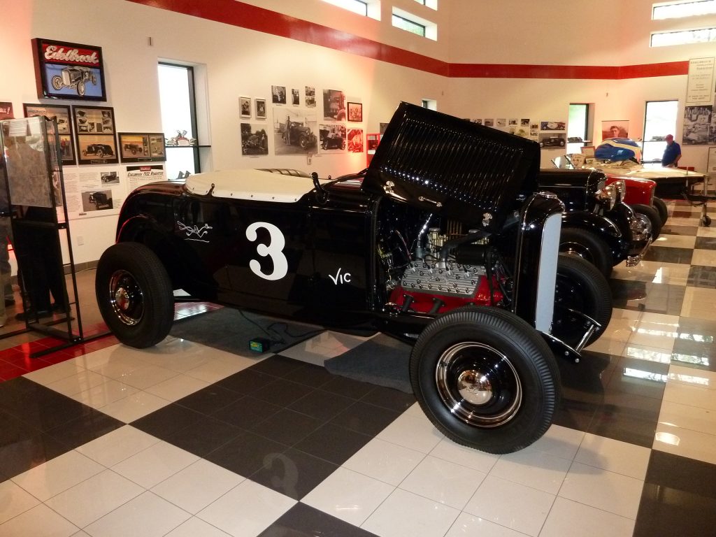 Remembering Vic's Garage - and Vic Edelbrock - Matt Stone Cars